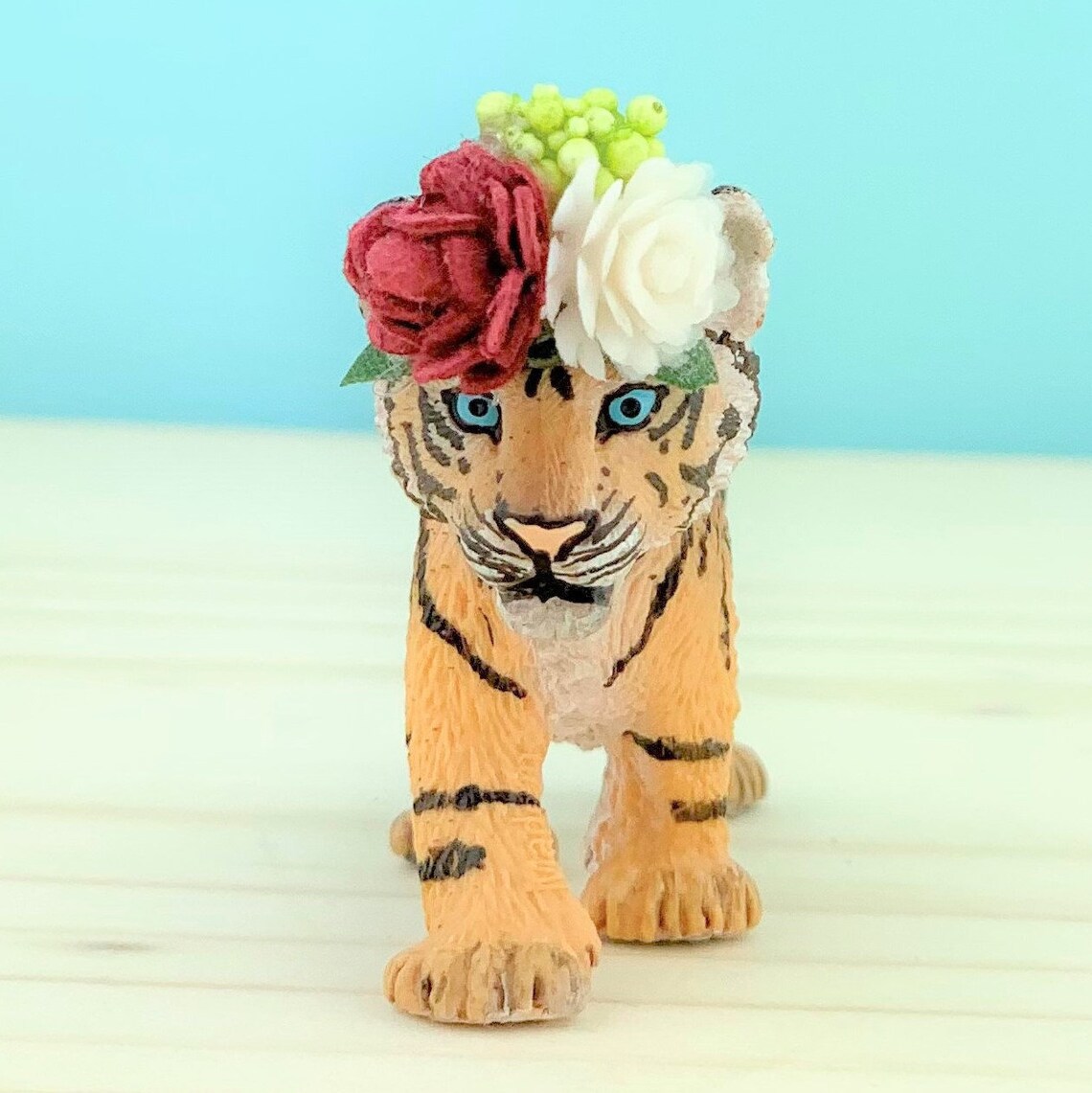 Tiger Cub Cake Topper/safari Party Cake/safari Animal Cake - Etsy