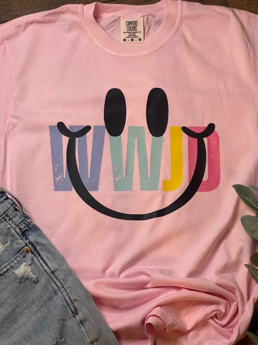 WWJD Smiley Face Trending Christian Graphic Tee - Etsy