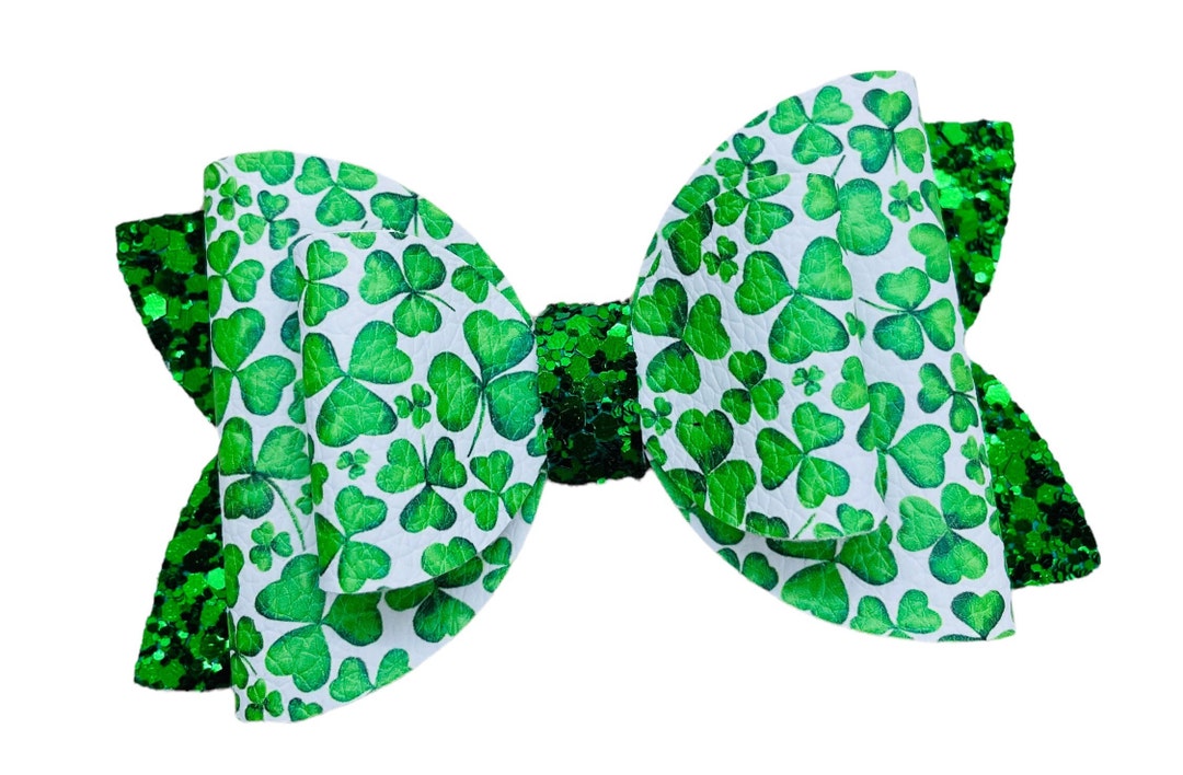 Clover Hair Bow, St. Patrick's Day Hair Clip for Girls, Shamrock Hair ...