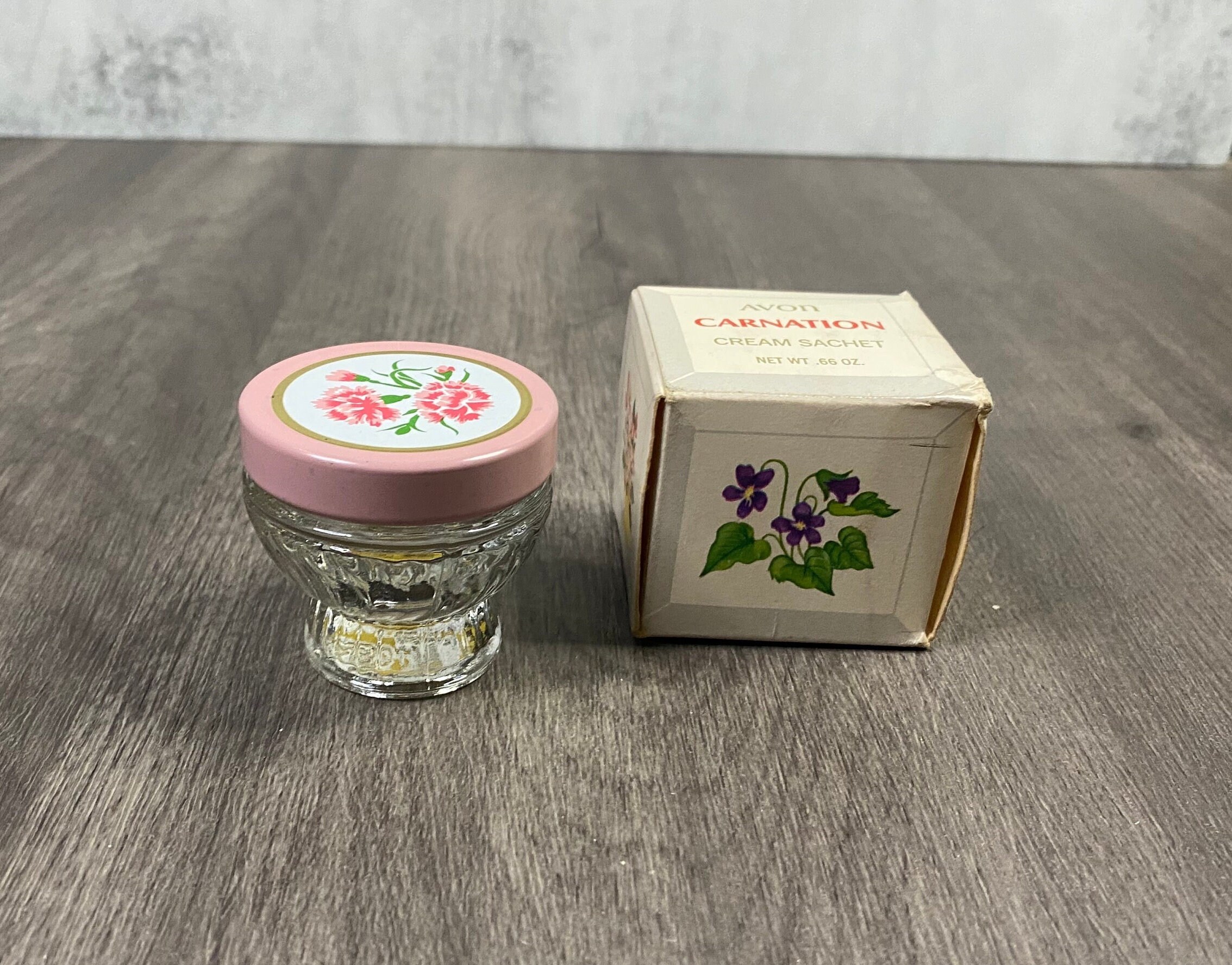 Vintage Avon Carnation Cream Sachet in Original Box, Vintage Avon ...