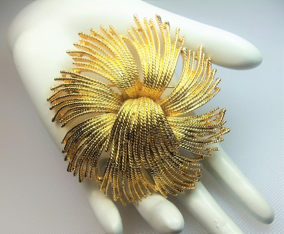 Vintage Textured Detailed Gold Tone Twisted Rope Larg… - Gem