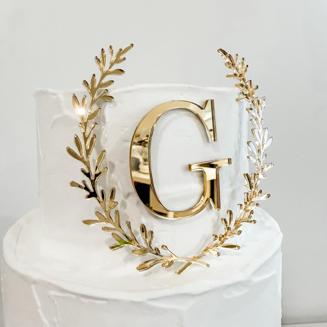 Monogram Cake Charm, Wreath Cake Topper, Initials Cake Topper, Custom ...