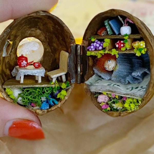 Walnut Shell Diorama - Etsy