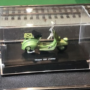 Vespa 125 1948 Green Diecast 1/32 Scale Scooter Moped Motorcycle Newray ...