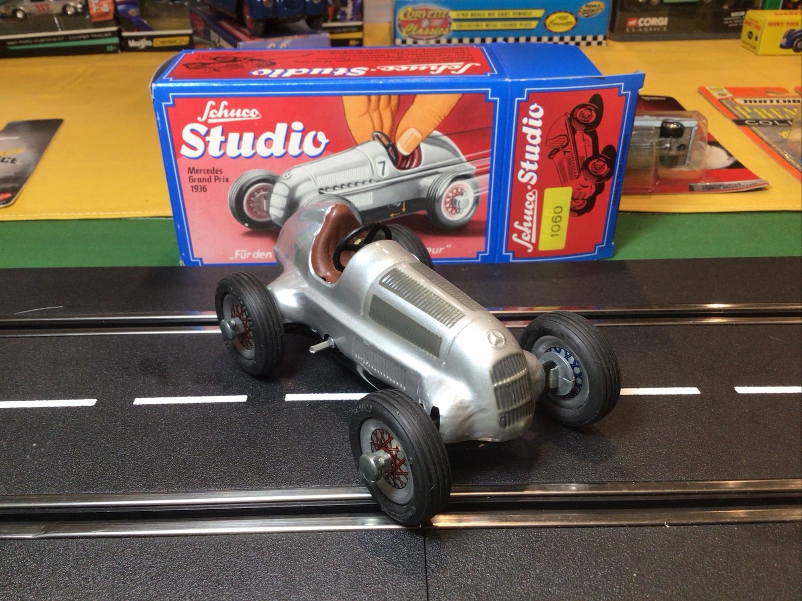 Schuco Studio 1060 Mercedes Benz Grand Prix 1936 Silver Metal Wind up ...