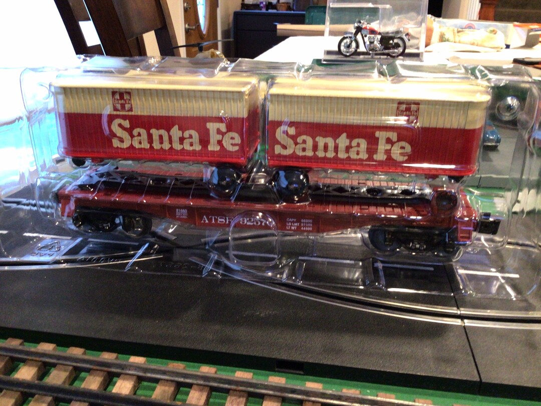Lionel ATSF Flat Car With Piggyback Trailers. - Etsy