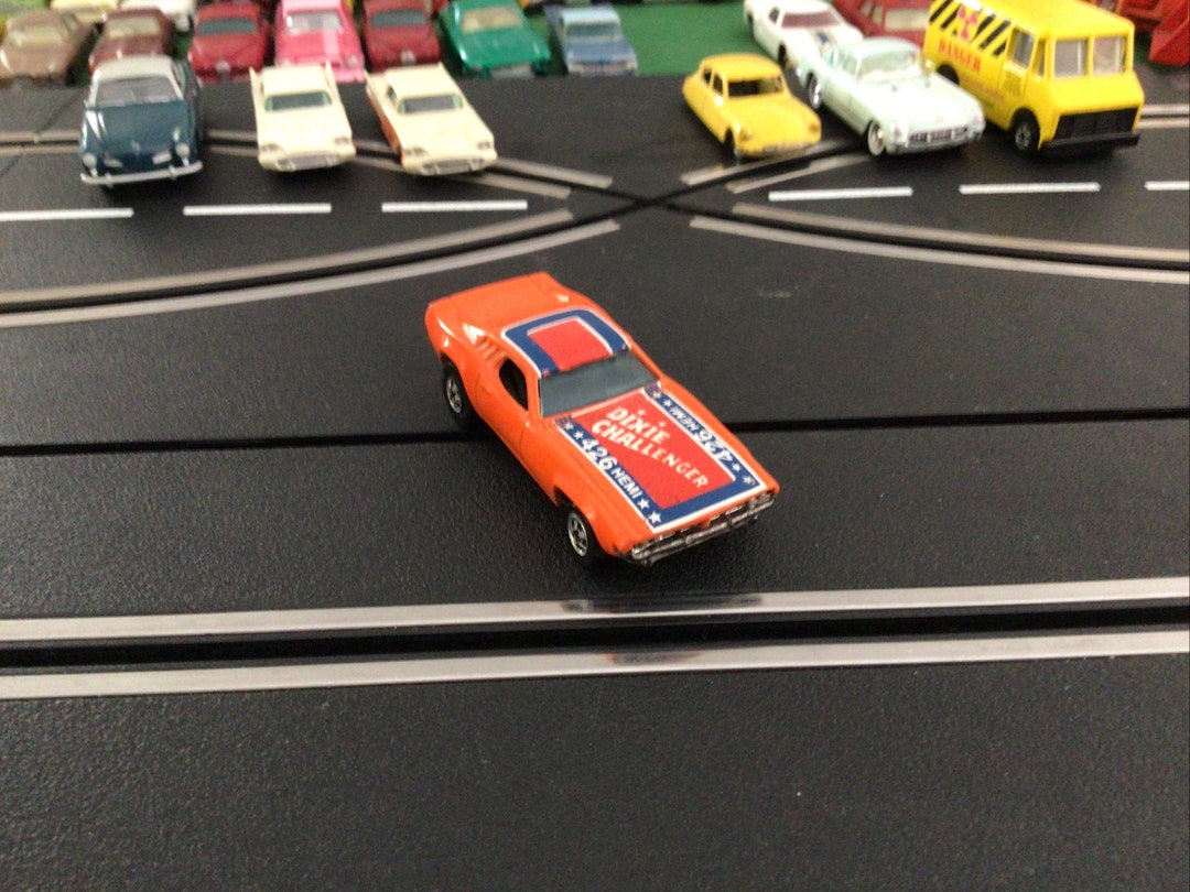 Hot Wheels Diecast 1/64 Scale Dixie Challenger 426 HEMI - Etsy