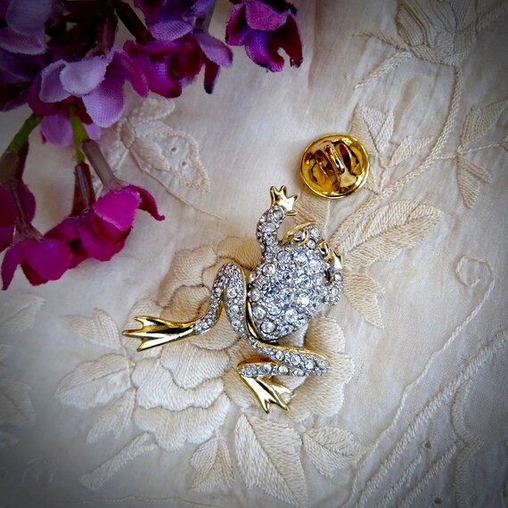 Vintage Cabouchon Articulated Frog Pin, 18ct Gold Pla… - Gem