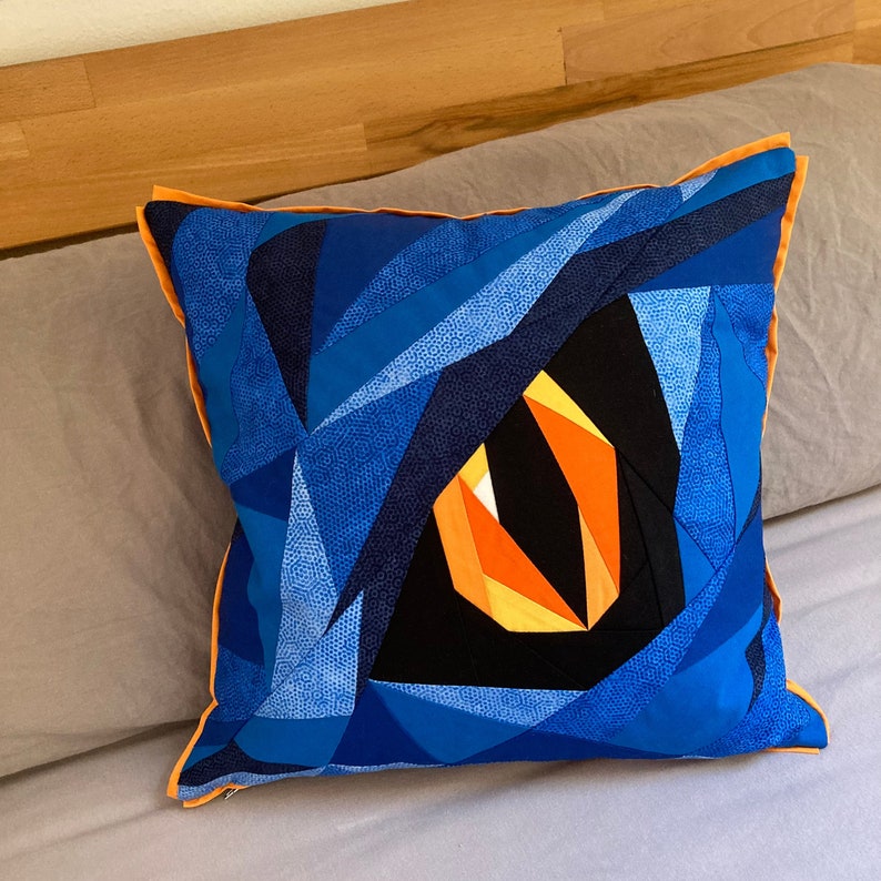 Dragon Eye Pillow FPP Pattern - Etsy