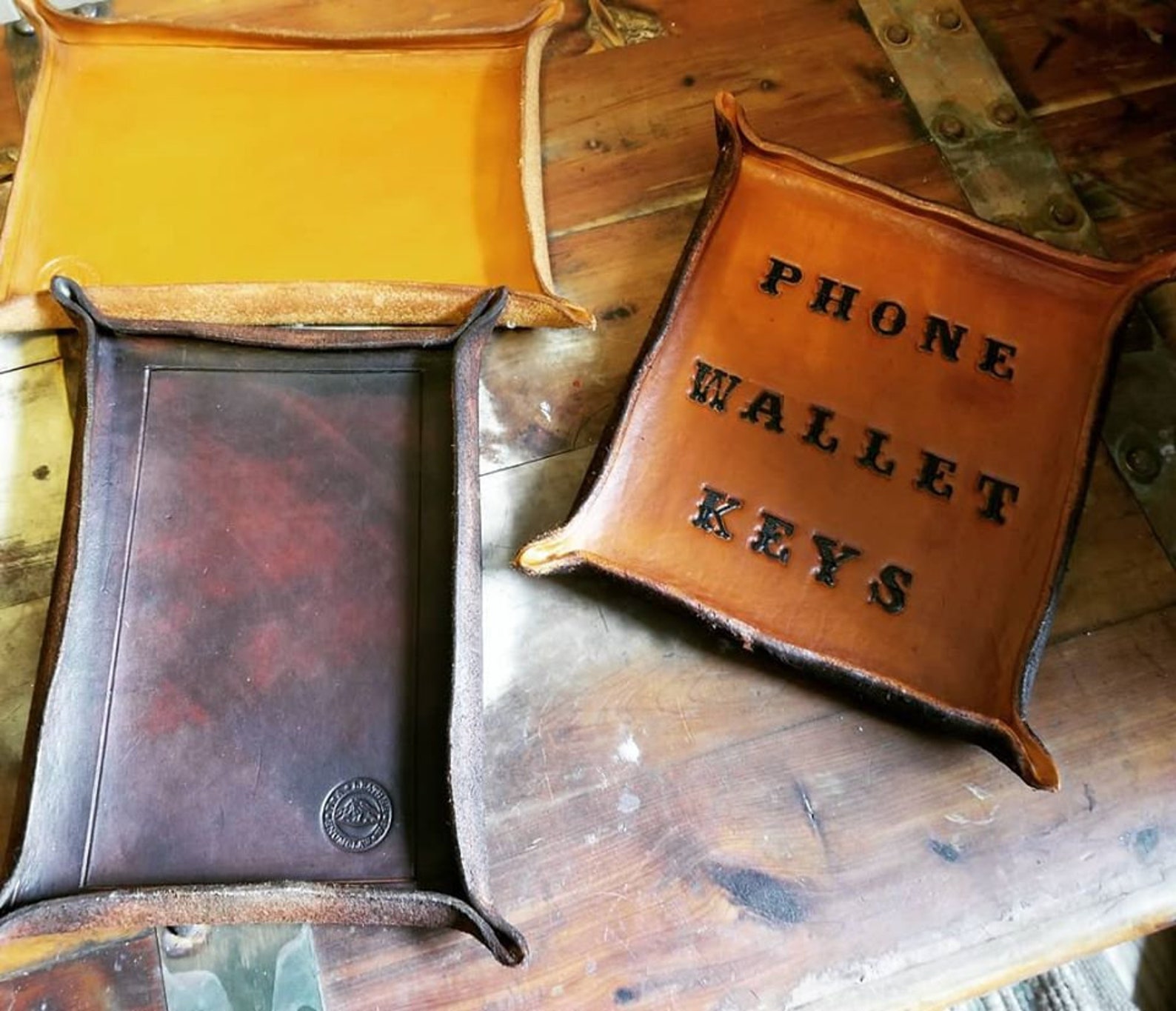 Leather Valet Tray for Keys Wallet Cell Phone. Personalized - Etsy