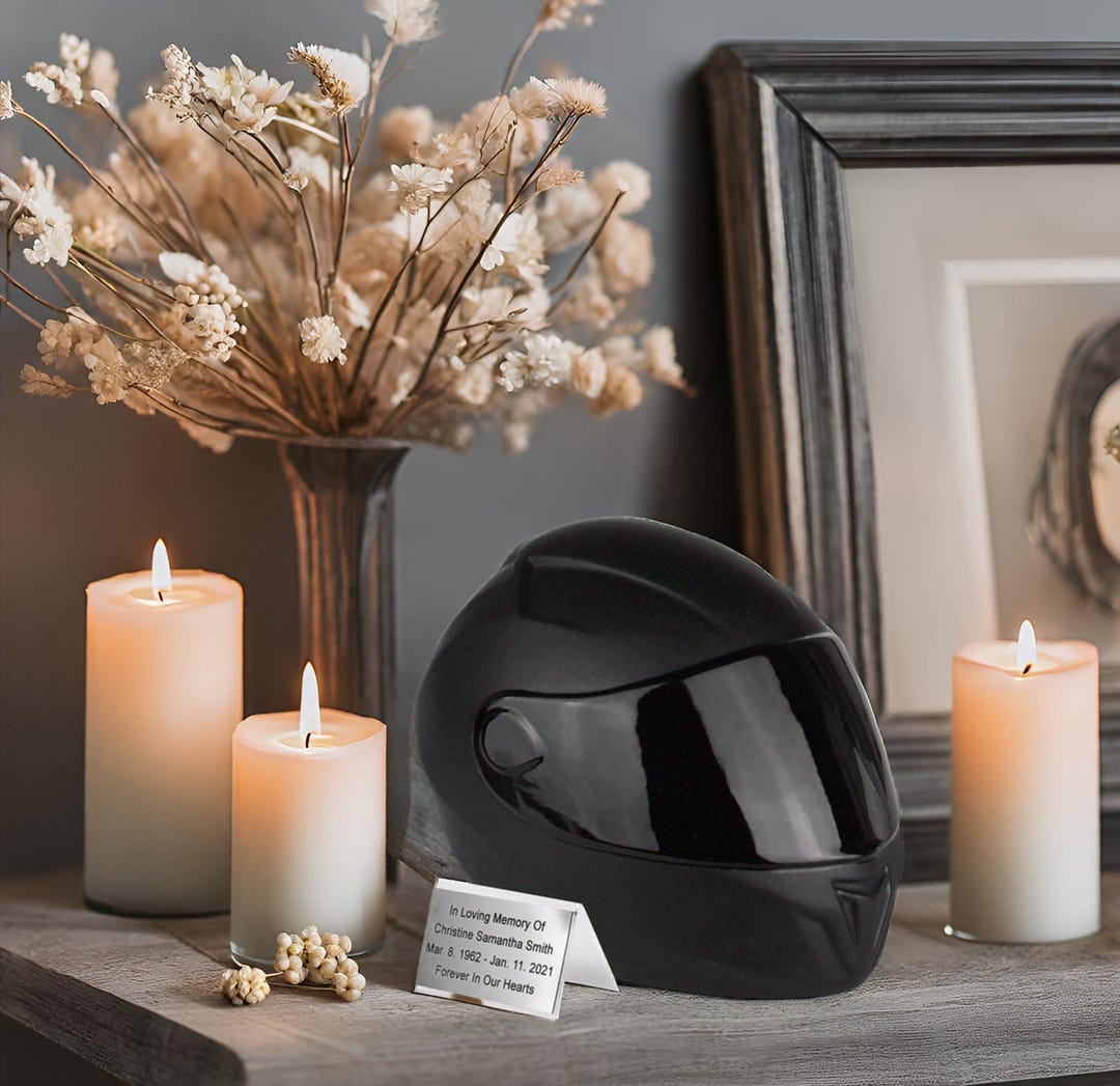 Urns for Ashes Motorcycle, Cremation Urns for Riders, Biker Helmet Urn ...