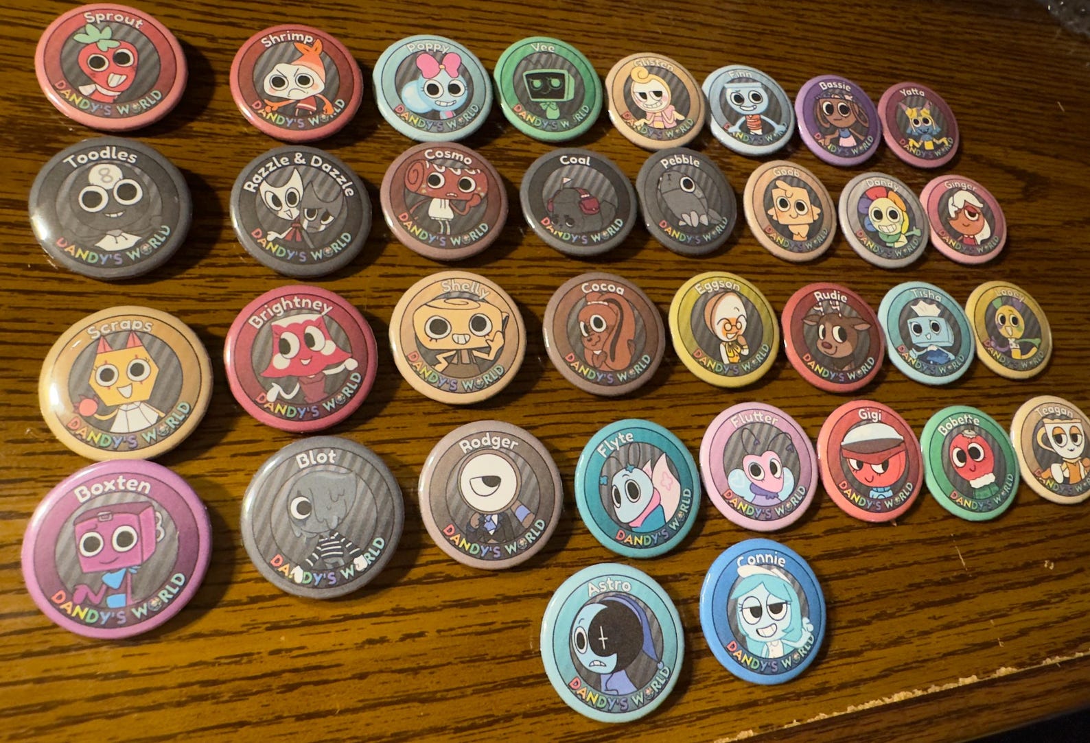 Cute Button Pins Inspired by Dandy’s World! Homemade! 32mm - Etsy