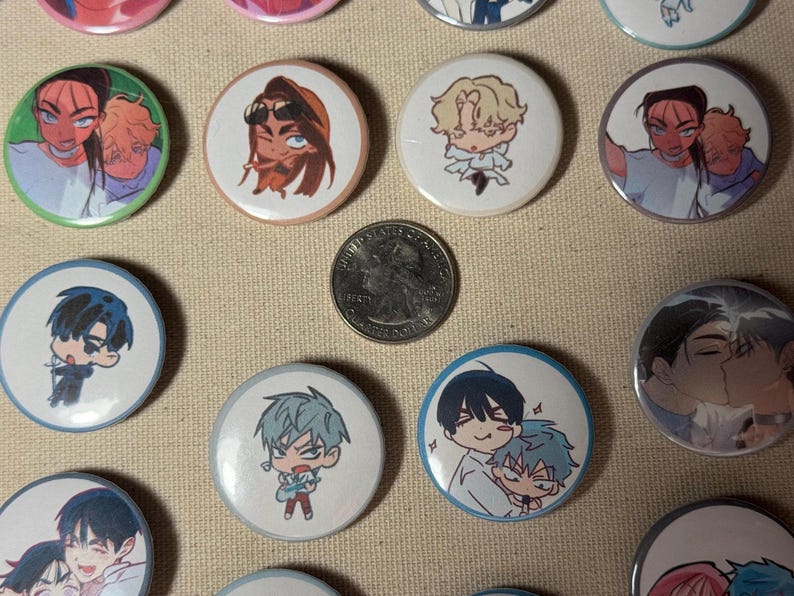 More Button Pins Inspired by Alien Stage! Homemade! 32mm - Etsy