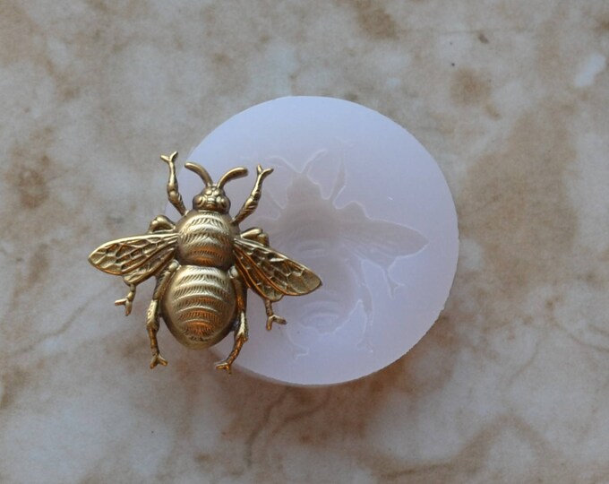 MINI BEE MOLD tiny Fondant Mold, Treats Decoration, Bumblebee Shaped ...
