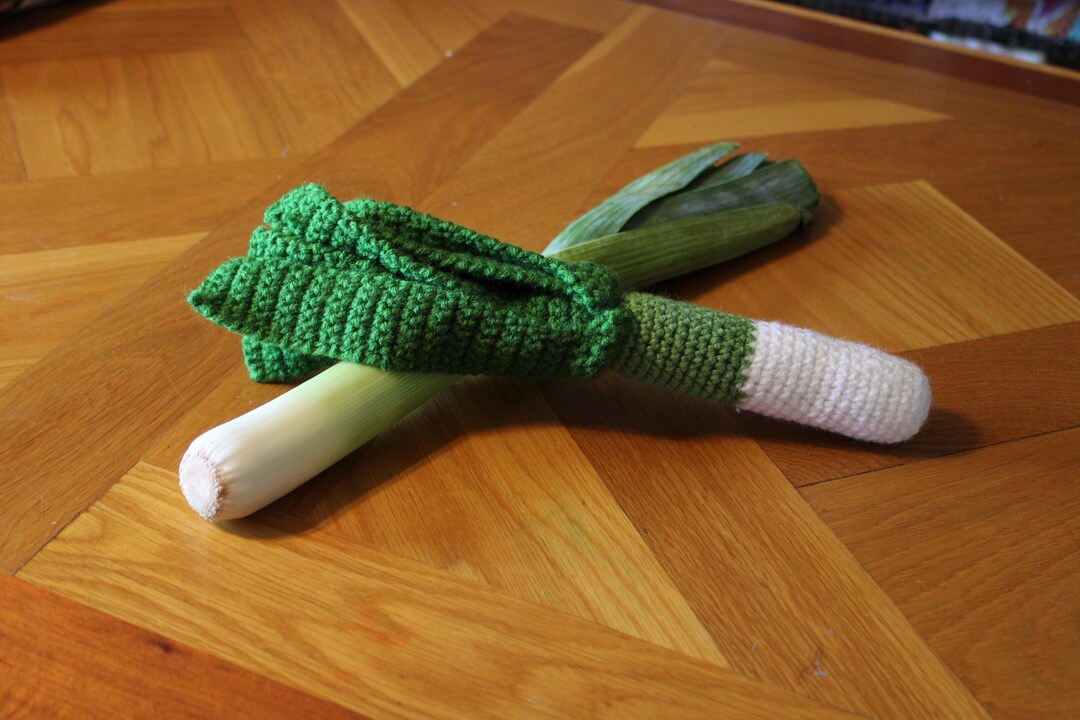Crochet Leek Amigurumi Plushie - Etsy
