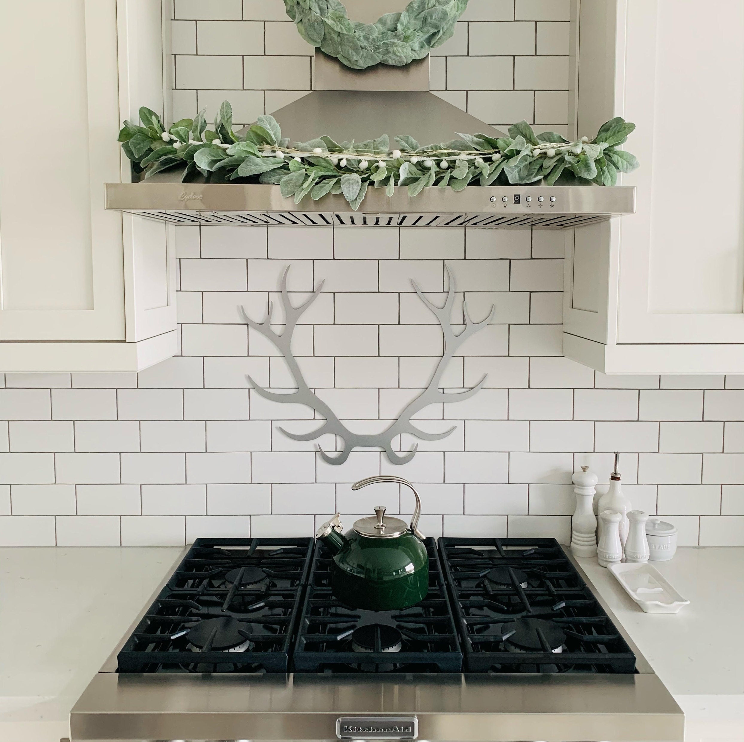 Deer Antlers Metal Art – Ultra Punch Toyco