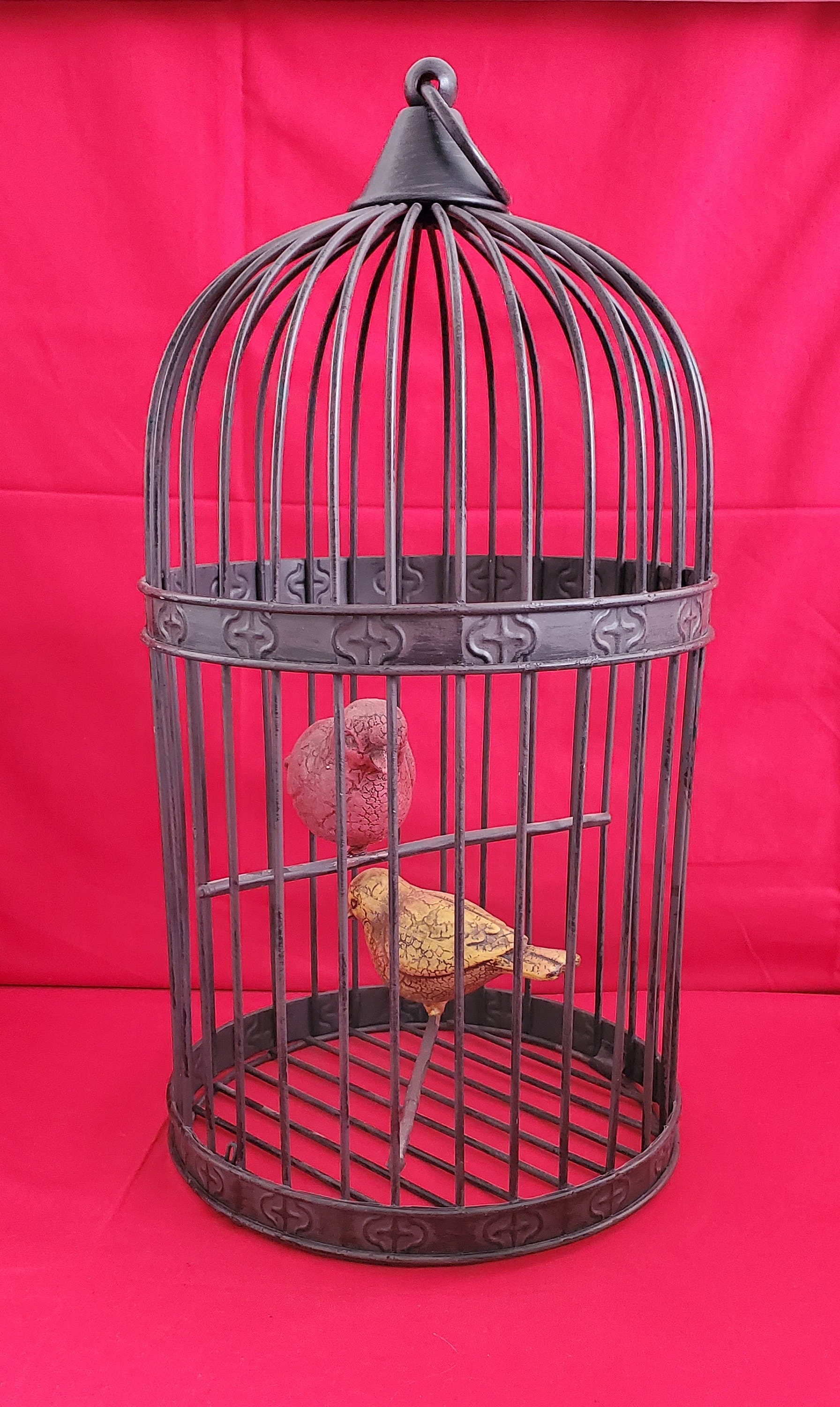 Hagen Round Dome Bird Cages