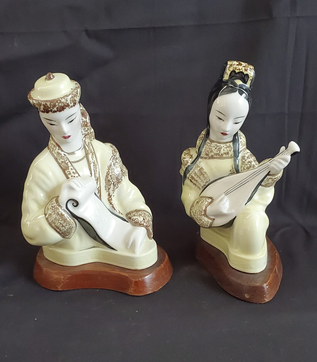 Vintage MCM Goldscheider Asian Poet Man Mandolin Women Porcelain ...