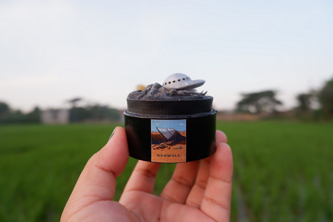 Glass Dome LED Ufo Diorama Inspired Form Roswell UFO Incident Alien ...