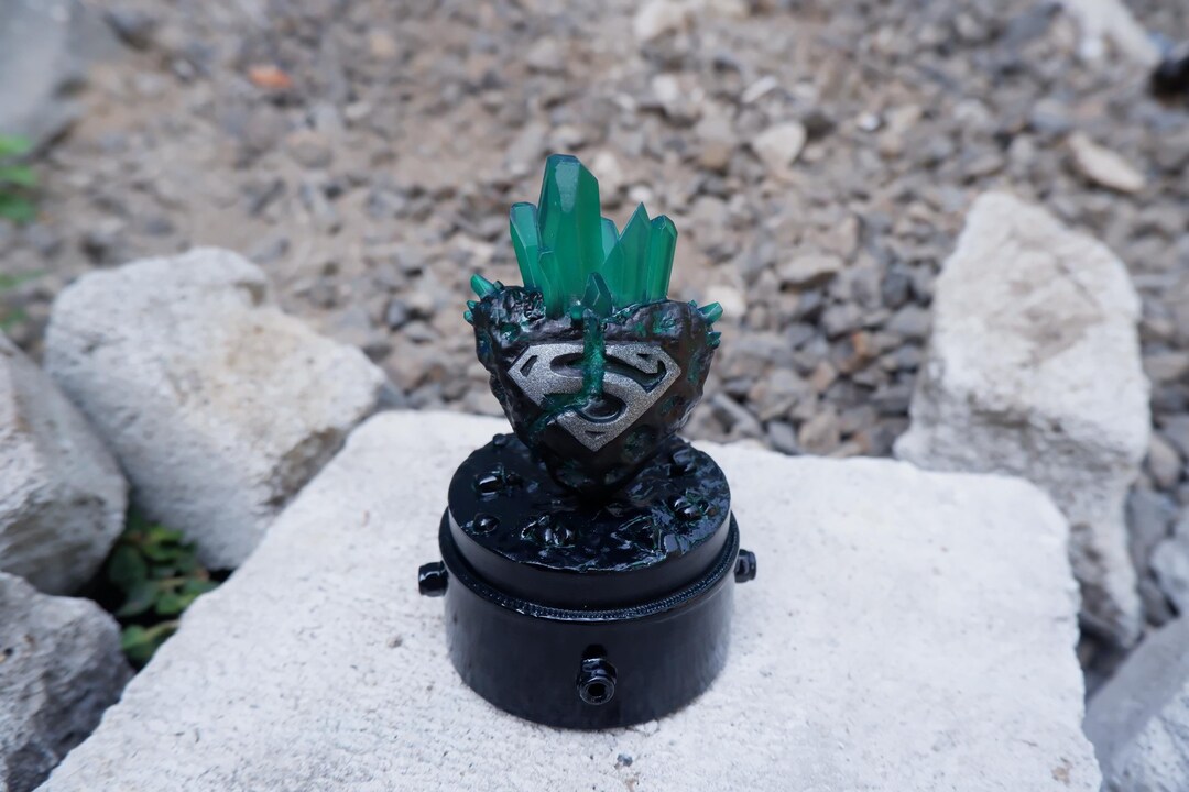 Glass Dome Kryptonite Crystal Meteor Rock Replica With LED Light up ...