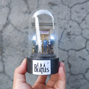 The Beatles Front of Abbey Road Studios London Diorama - Glass Dome ...