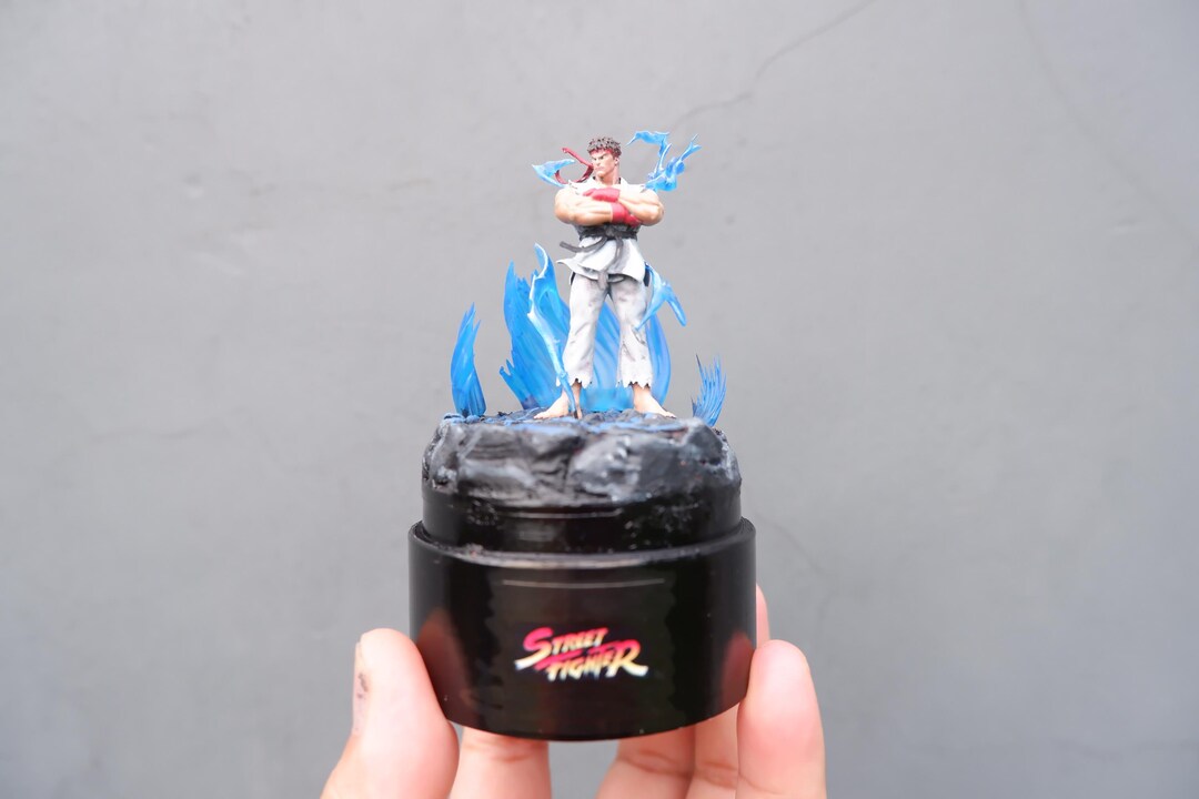 Glass Dome LED - Ryu Ken Master Street Fighter Mini Diorama Power/ Aura ...