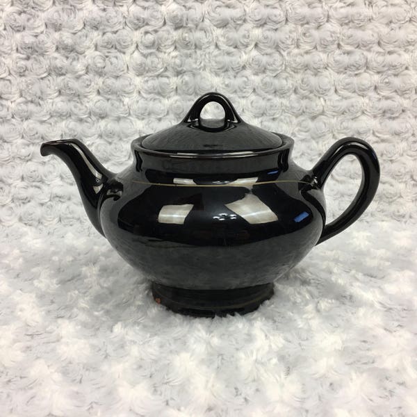 Royal Canadian Dripless Teapot - Etsy