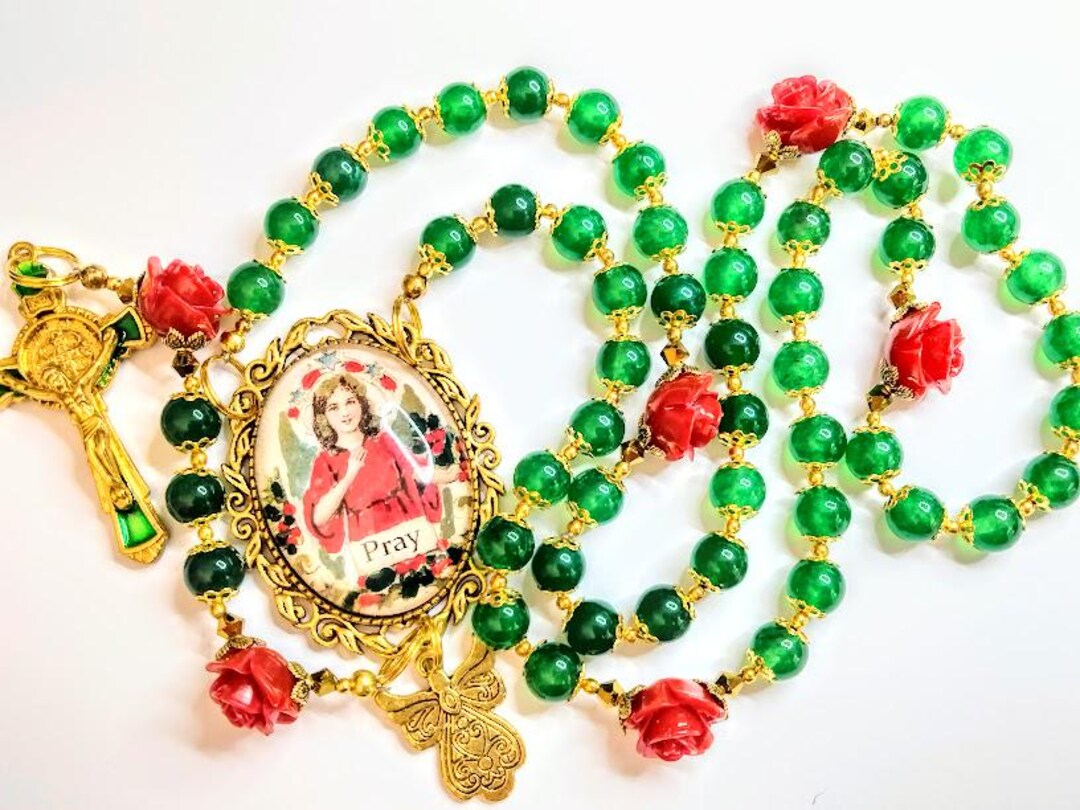 Victorian Style Merry Christmas Green Jade Bead Red Roses St. Benedict ...
