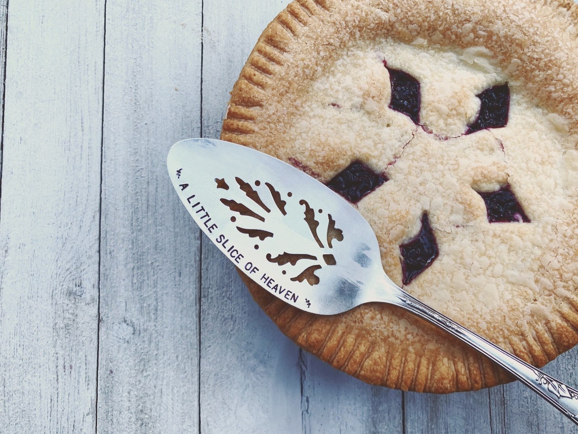 Stamped Silverplate Pie Server Holiday Servingware Cake Server Slice of ...