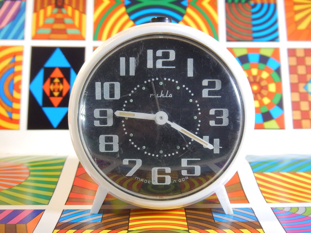 Retro White Desk Clock, Vintage Alarm Clock, Mechanical Clock Ruhla ...