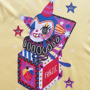 Fragile - T-shirt - Etsy