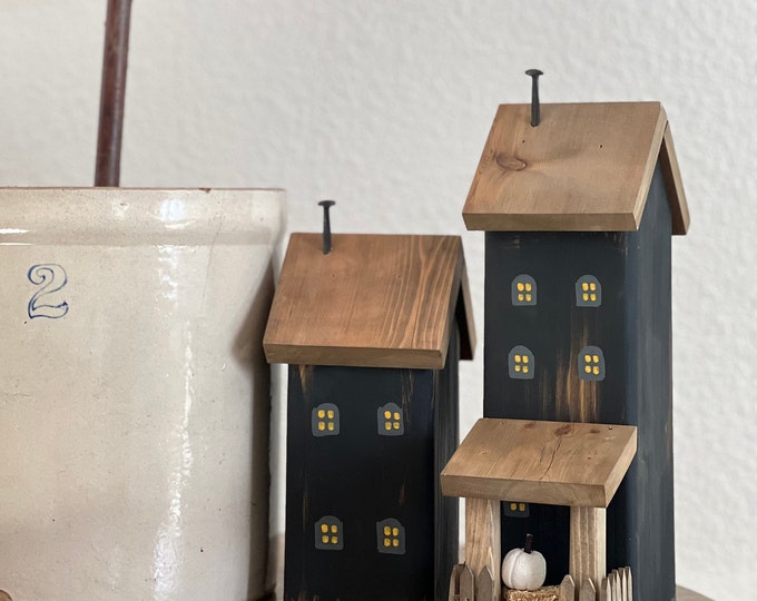 Primitive Haunted Wooden House Set With Nail Chimney and Reclaimed Wood ...