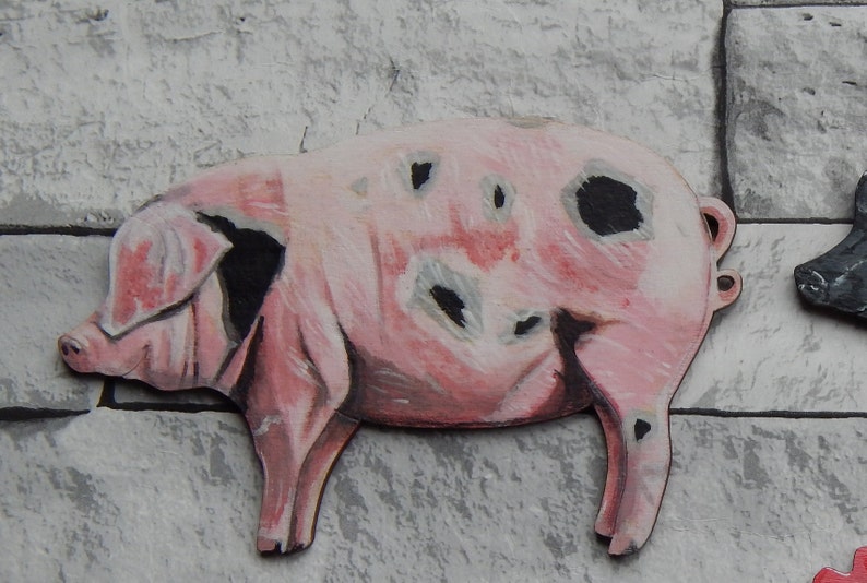 Hand Painted Wooden Pig Magnet/chicken Magnet/fridge - Etsy