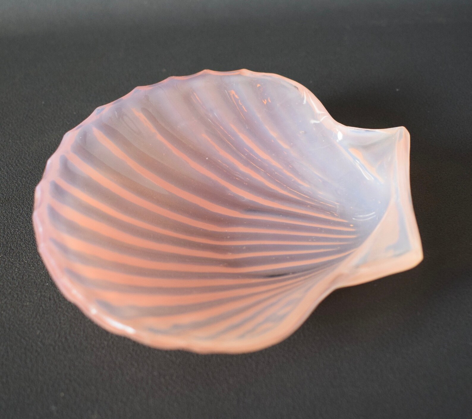 Antique Pink Opaline Glass Scallop Shell - Etsy