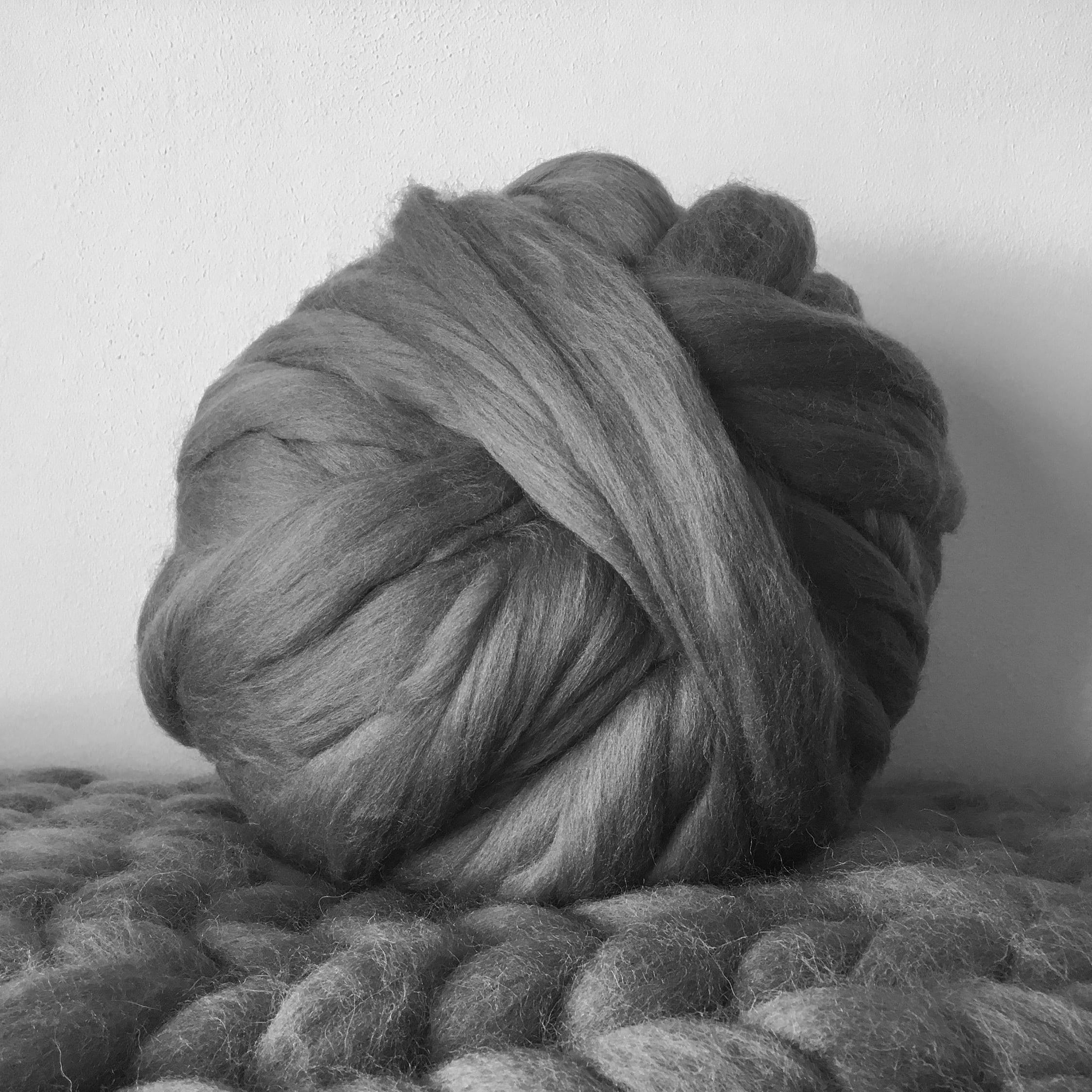 FREE SAMPLE Giant Wool Yarn Jumbo Yarn British Wool Extreme Knitting ...