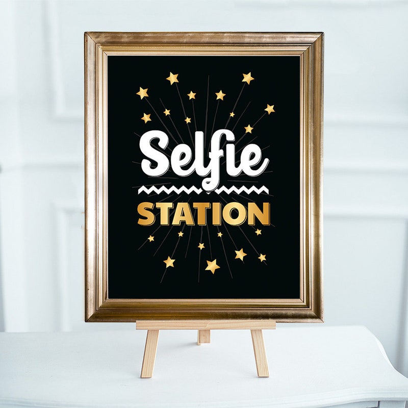 Selfie Station - Etsy