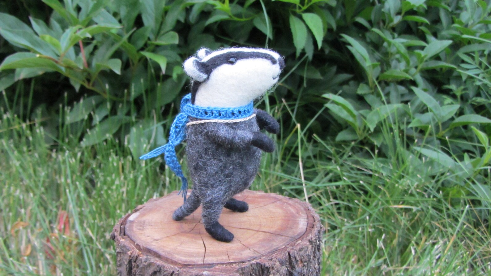 Needle Felted Badger With Scarf Bag and Acorn. Felted Toy. | Etsy