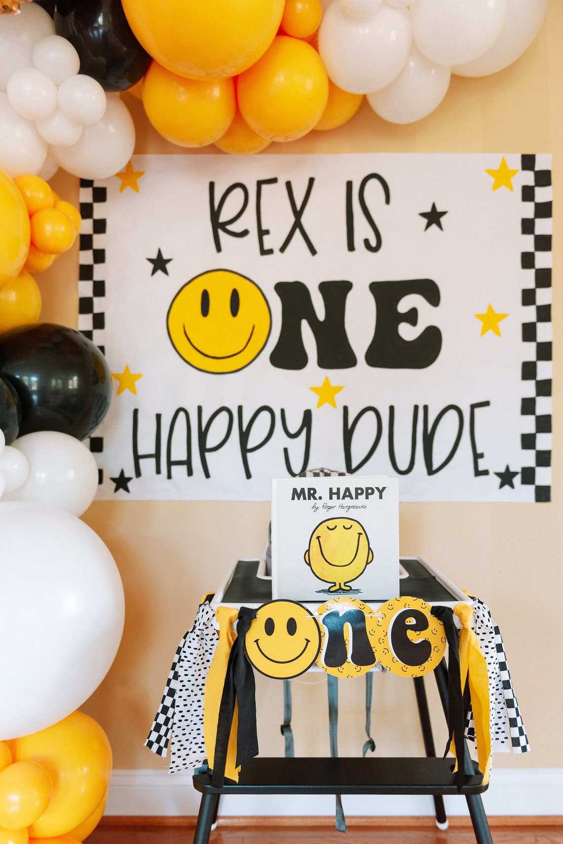 Custom First Birthday Banner: Hand-painted Kraft Paper Party Decor - Etsy