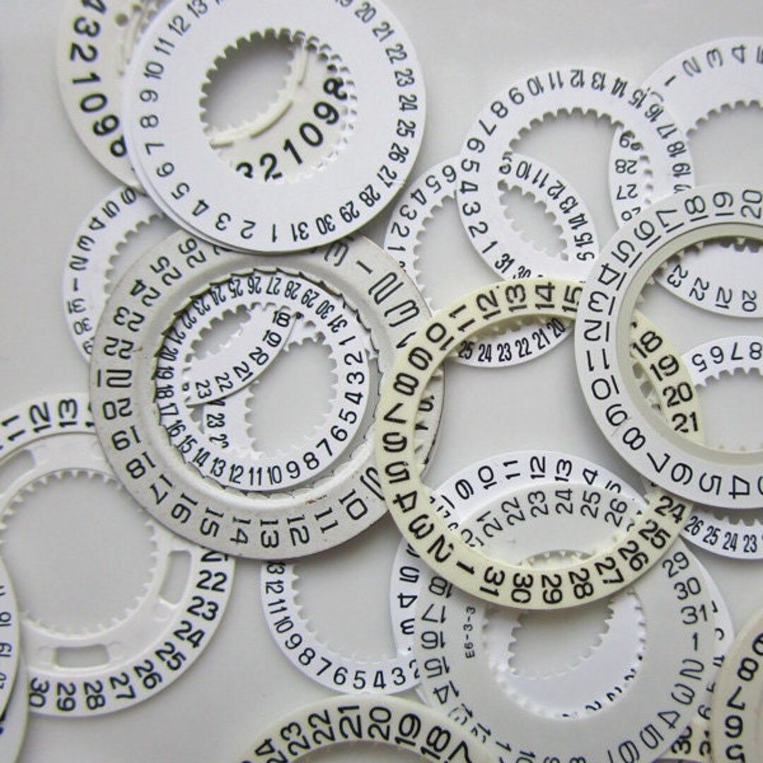 33 Vintage White Plastic Watch Date Dials With Black Numerals, Mixed ...