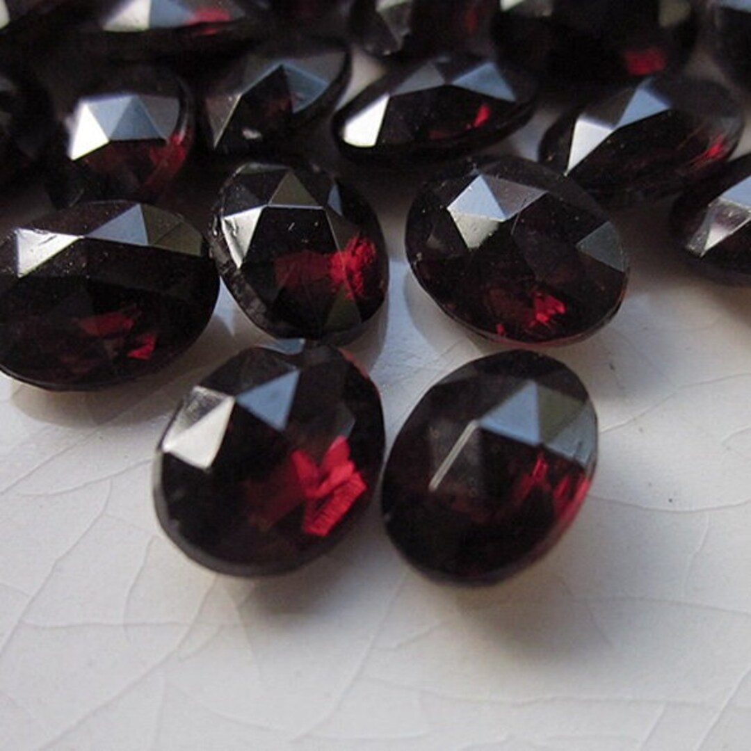 24 Vintage Deep Wine Red Glass Rhinestones, 8mm X 6mm Oval - Etsy