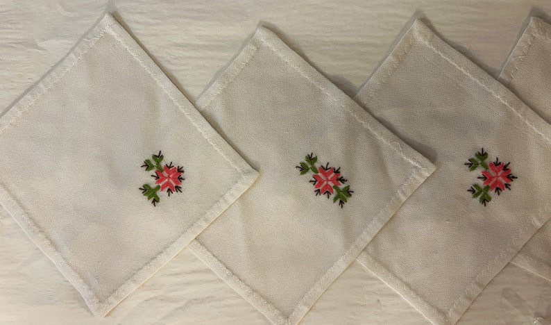 Vintage Lagartera Hand Embroidery Tablecloth and Napkin Set, Spanish ...