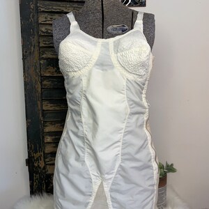 Vintage Pinup Bullet Bra Shapewar; Full Girdle With Garter Suspenders ...