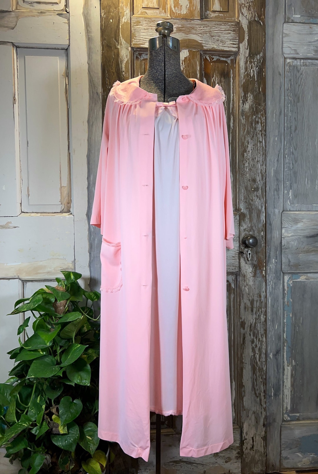 Vintage Pink Shadowline Peignoir Set, Nightie and Robe. - Etsy