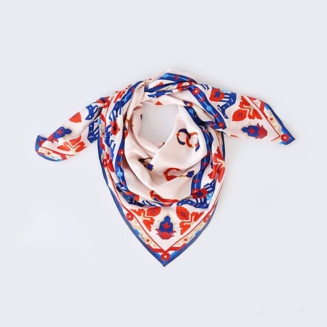 Armenian Alphabet Scarf Armenian Bird Letters Trchnakir - Etsy