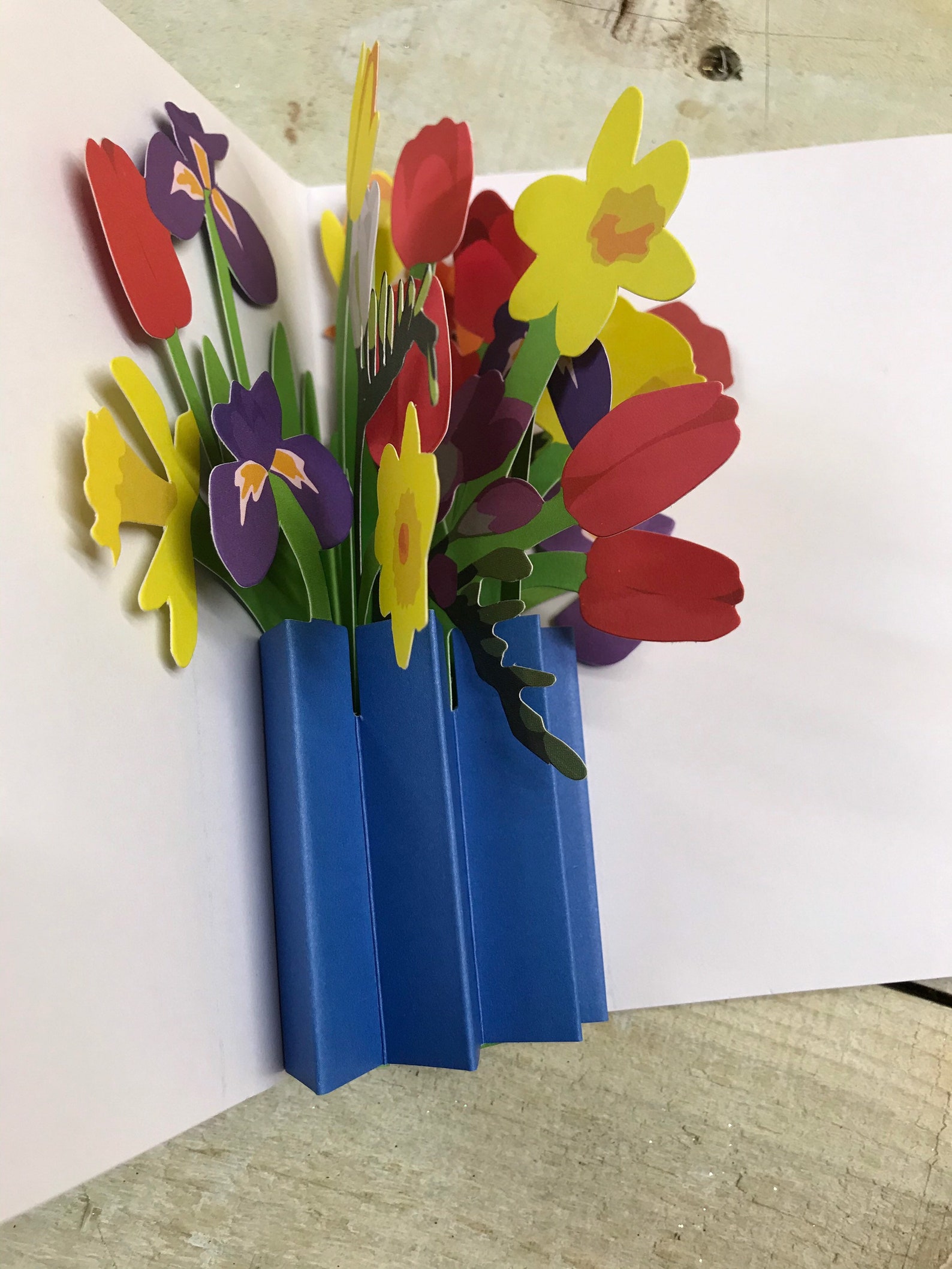 Pop up Card Bouquet of Flowers in a Vase Design by 2totango | Etsy UK