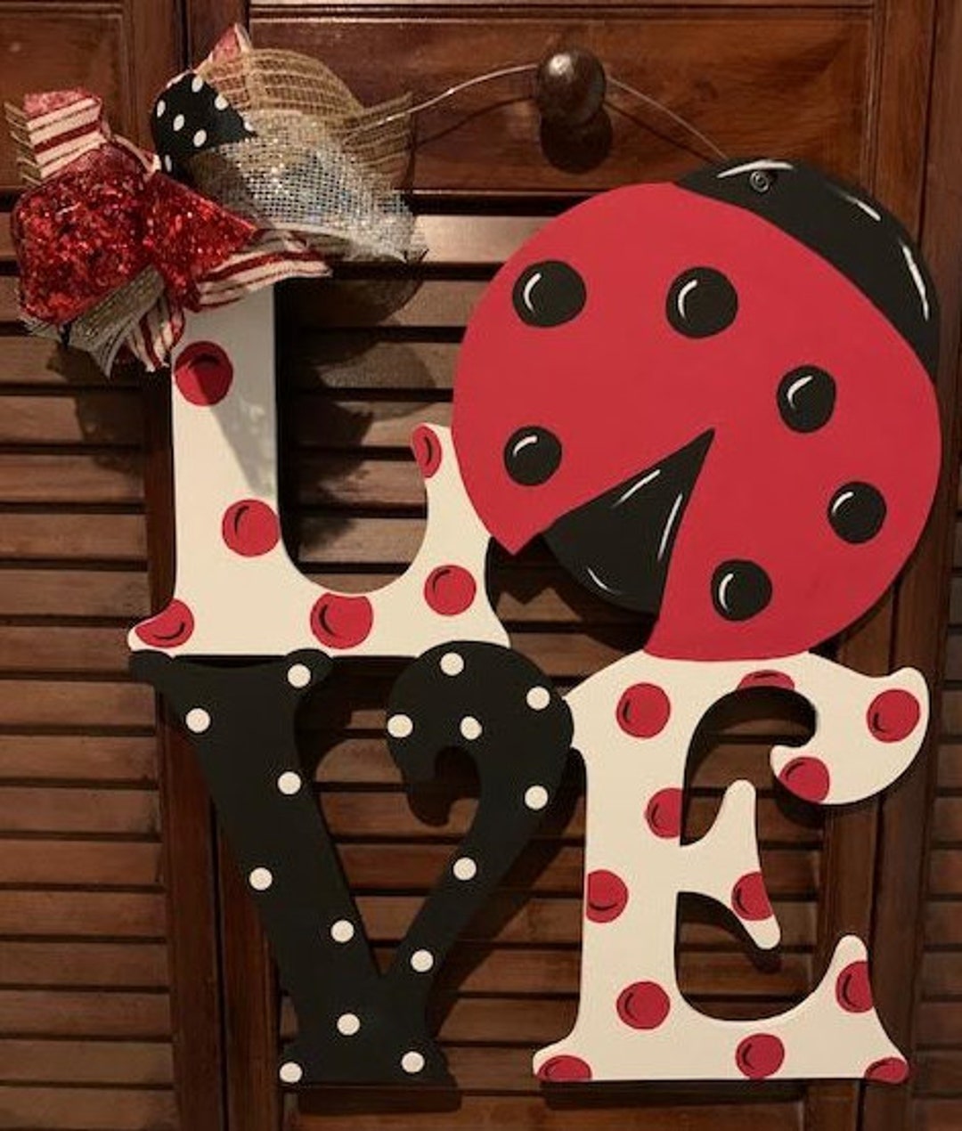 Valentine's Day Love Bug Door Hanger - Valentines Day Door Decor ...