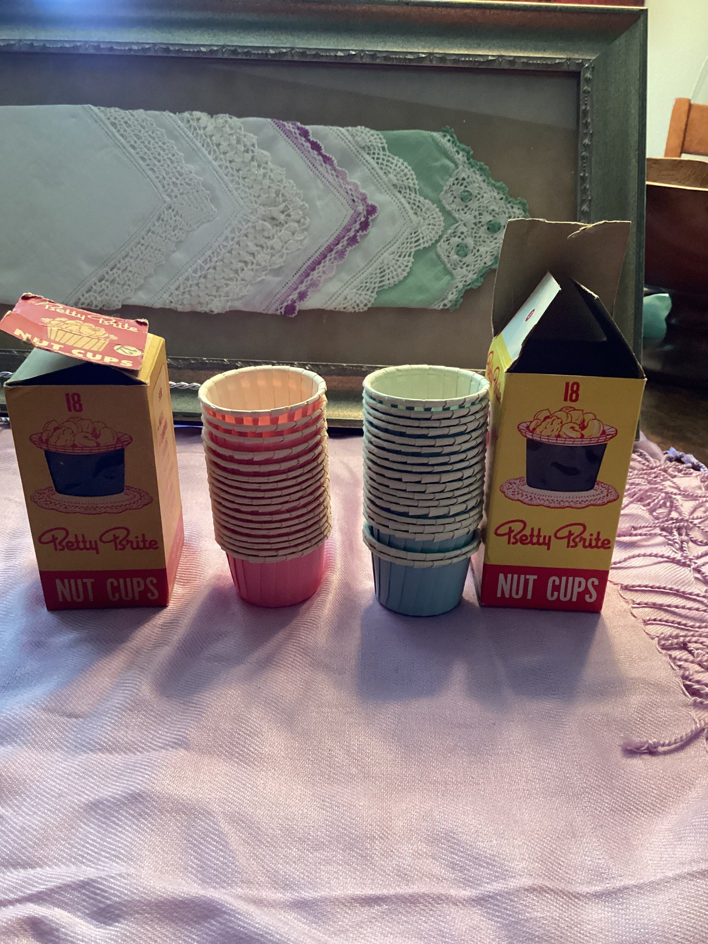 Decorative Nut Cups
