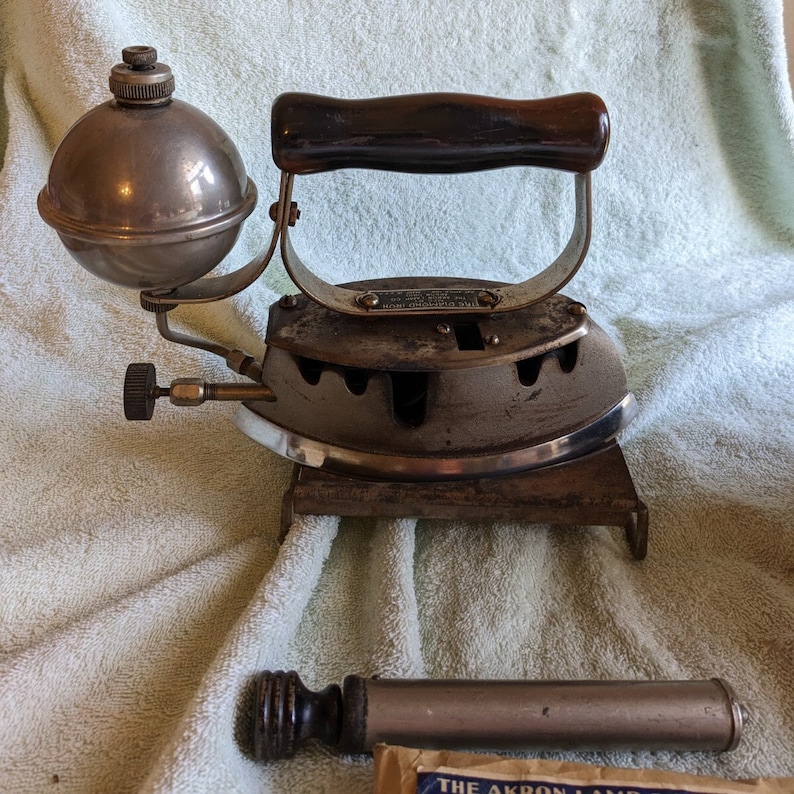 1930s Antique Gas Iron the Diamond Akron Lamp and Mfg. Co. Plus ...