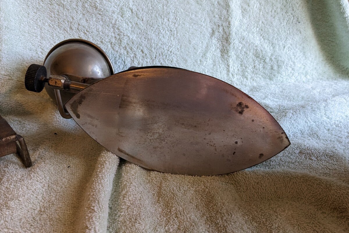 1930s Antique Gas Iron the Diamond Akron Lamp and Mfg. Co. Plus ...