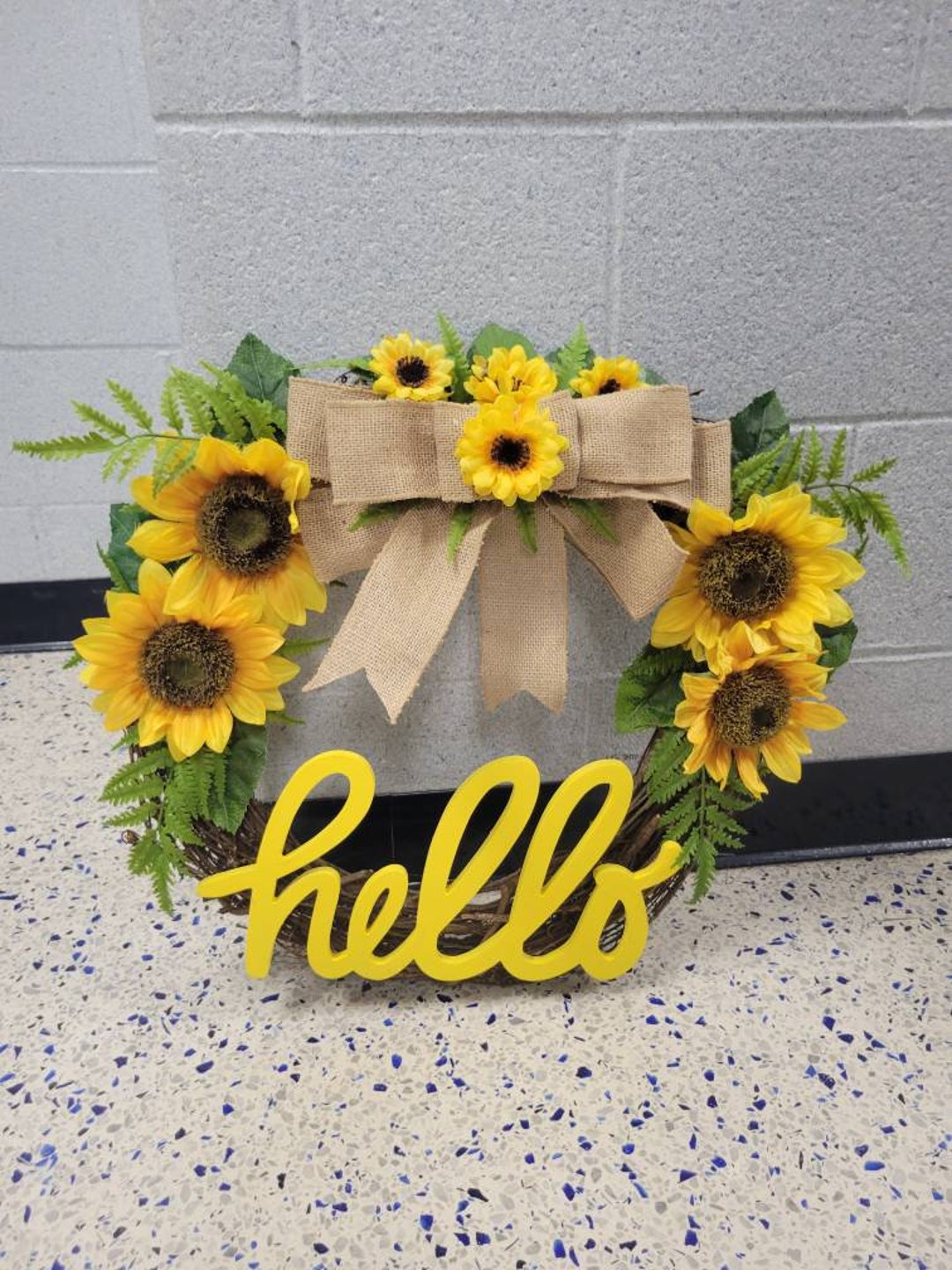 18" Grapevine Sunflower "hello" Wreath - Etsy